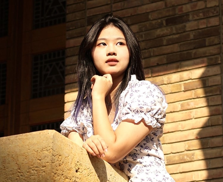 Anna Wang | Pioneer Scholar in English Literature | Pioneer Academics